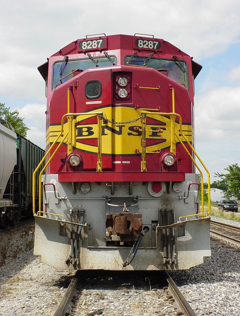 BNSF 8287